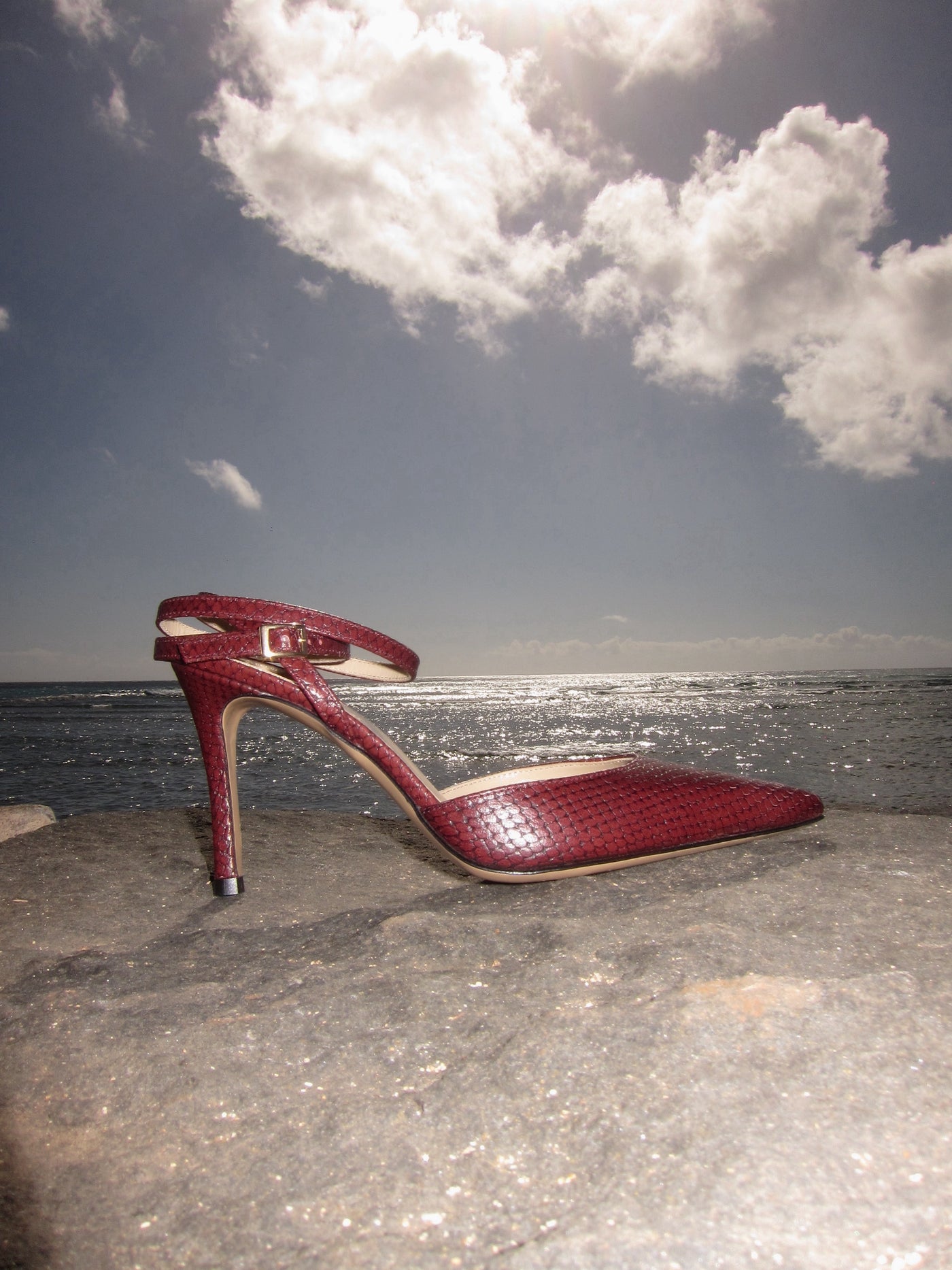 maile | official website